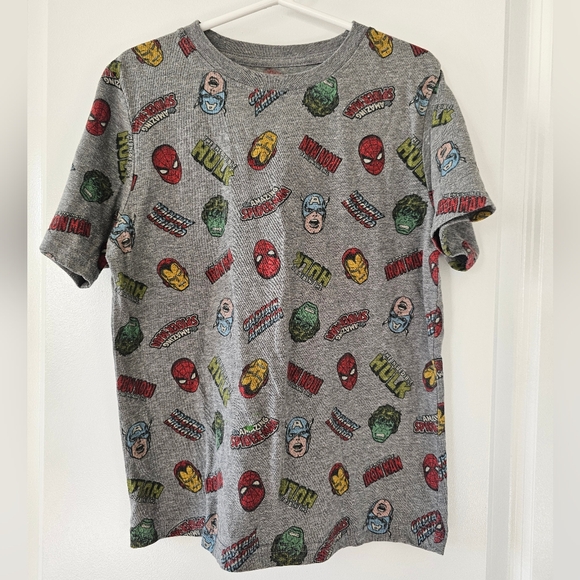 Marvel | Shirts & Tops | Sz7 Marvel Avengers Gray Tshirt Disney Comics ...